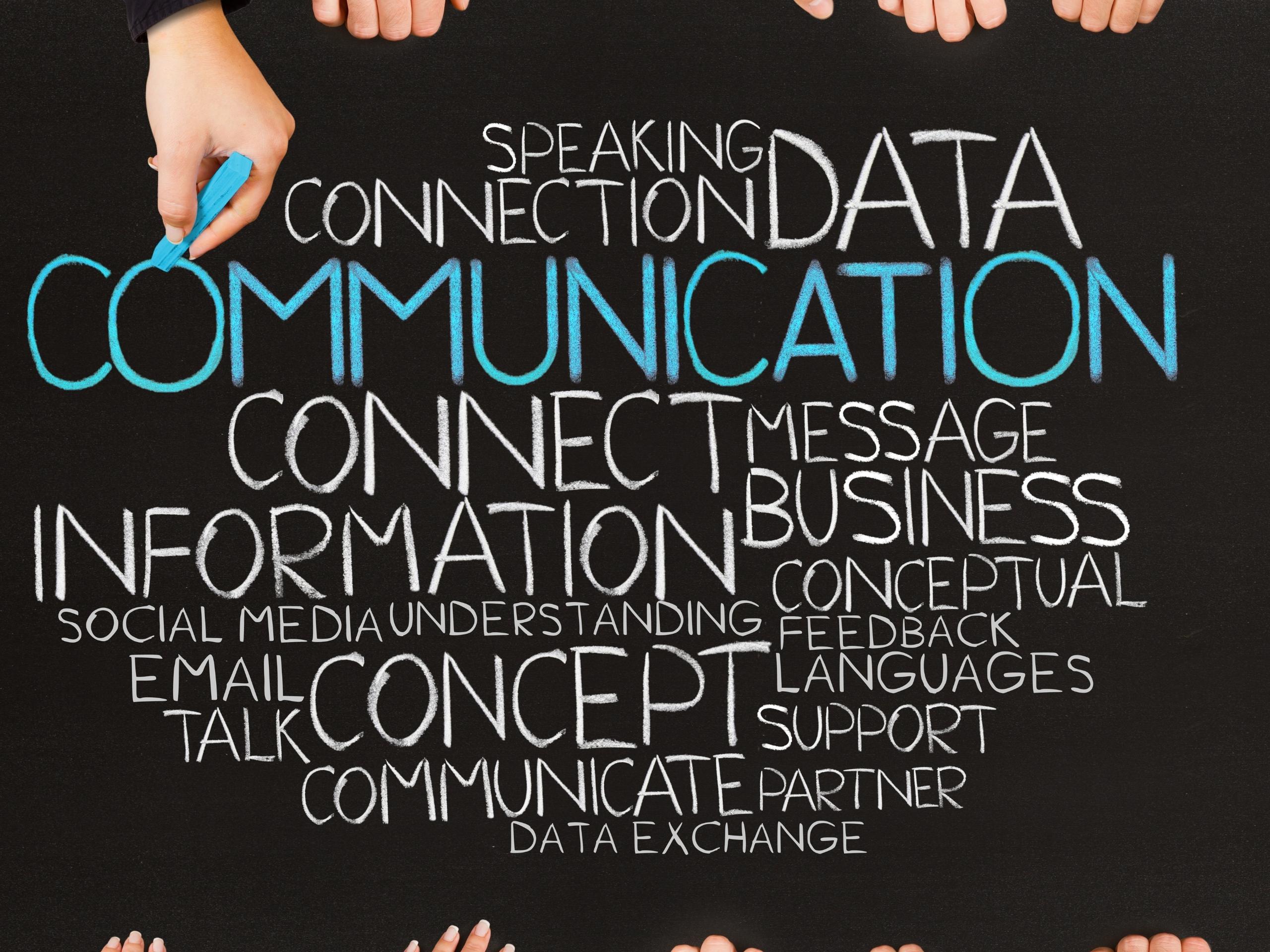 Servicios y asesoría en Comunicaciones – IRIS CINTRÓN BÁEZ